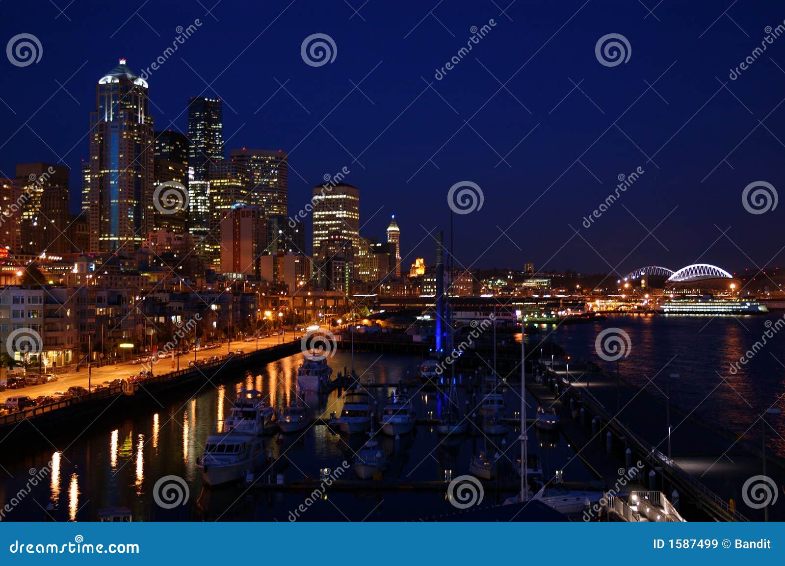 Seattle in the night stock image. Image of metropolitan - 1587499