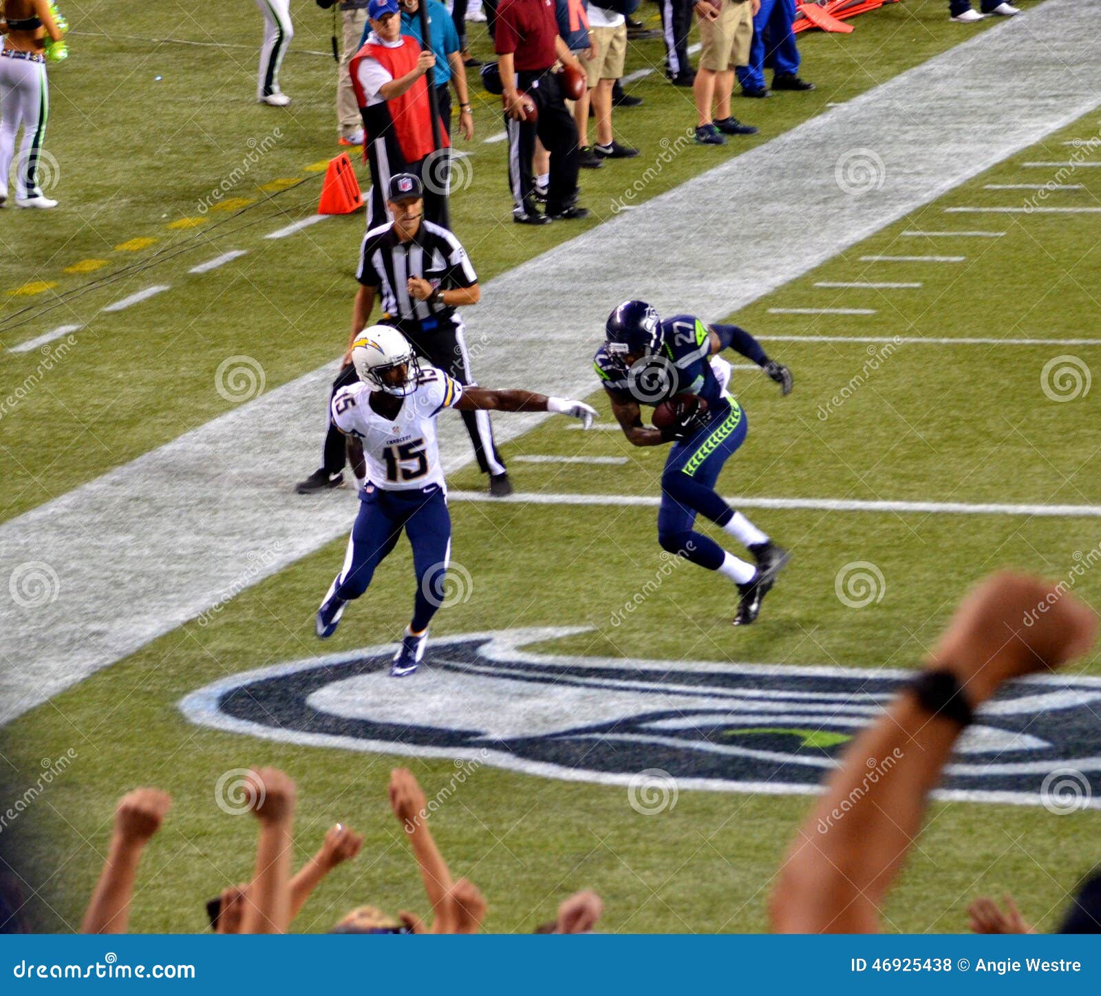 Seattle Seahawks Interception VS San Diego Chargers Editorial Stock ...