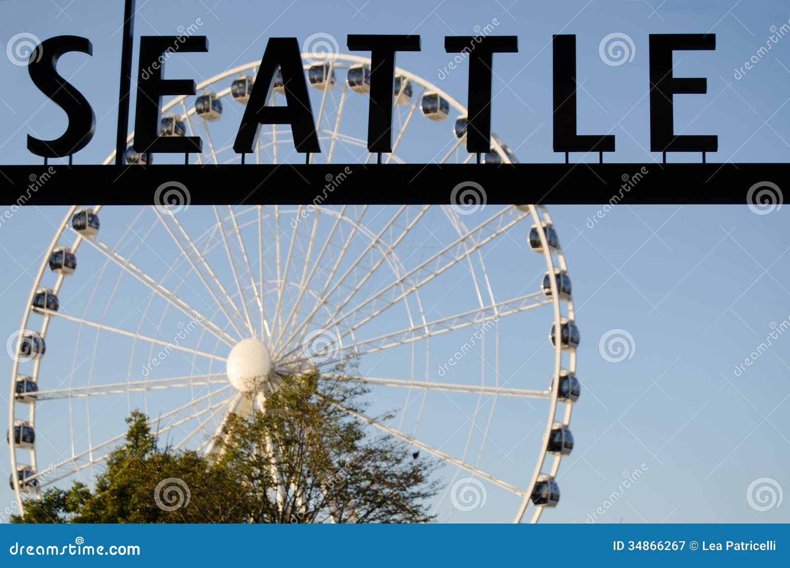 Seattle Sign and the Great Wheel Stock Image - Image of space, tourist ...