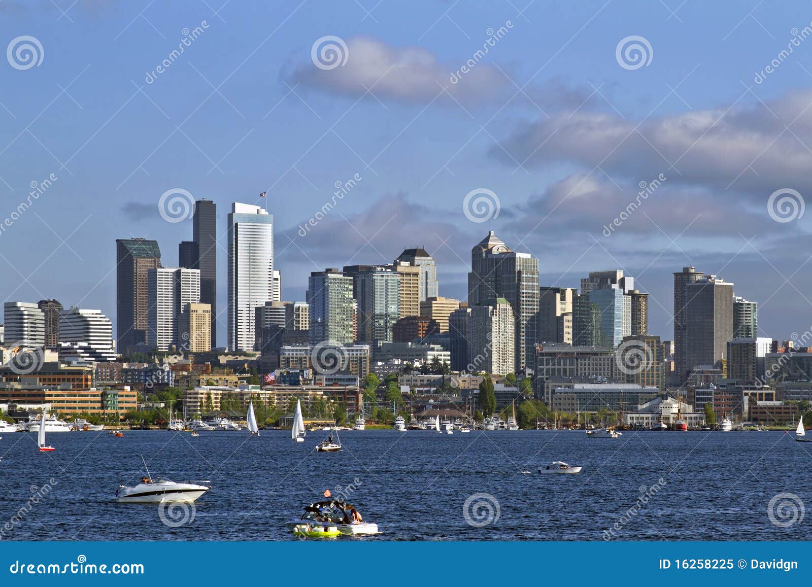 Seattle Skyline on Lake Union Stock Image - Image of travel, seattle ...