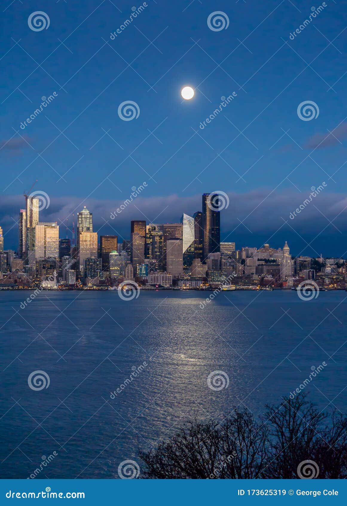 Seattle Skyline and Moon 2 stock image. Image of evening - 173625319
