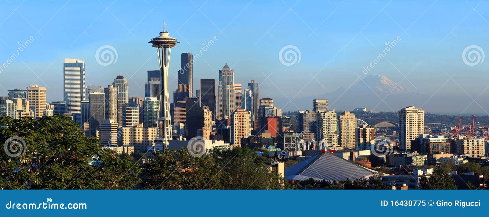 Seattle Skyline at Sunset, Washington State. Editorial Image - Image of ...