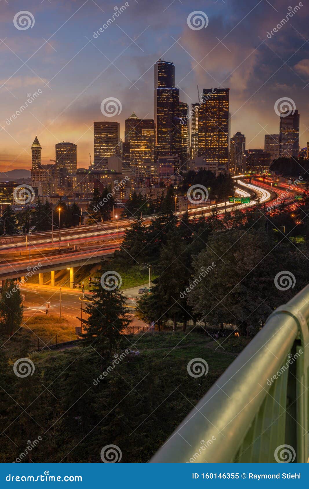 Seattle Skyline at Sunset stock image. Image of foggy - 160146355