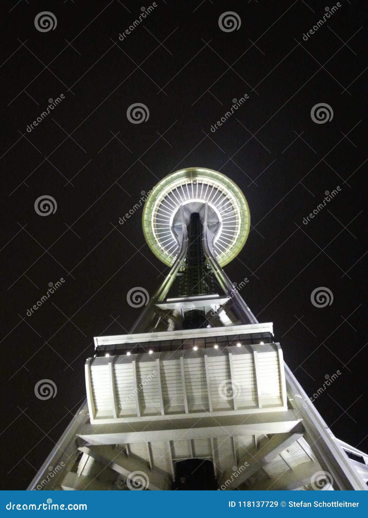 The Seattle Tower at Night in Summer Editorial Stock Image - Image of ...