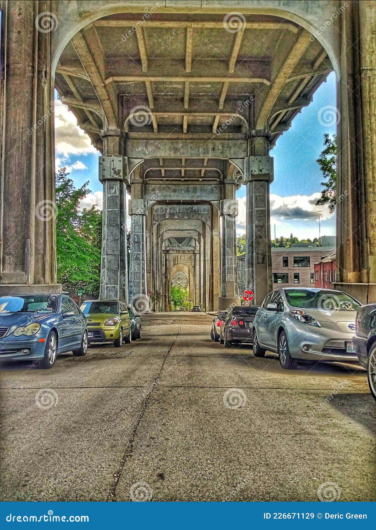 Seattle troll Bridge editorial stock image. Image of road - 226671129