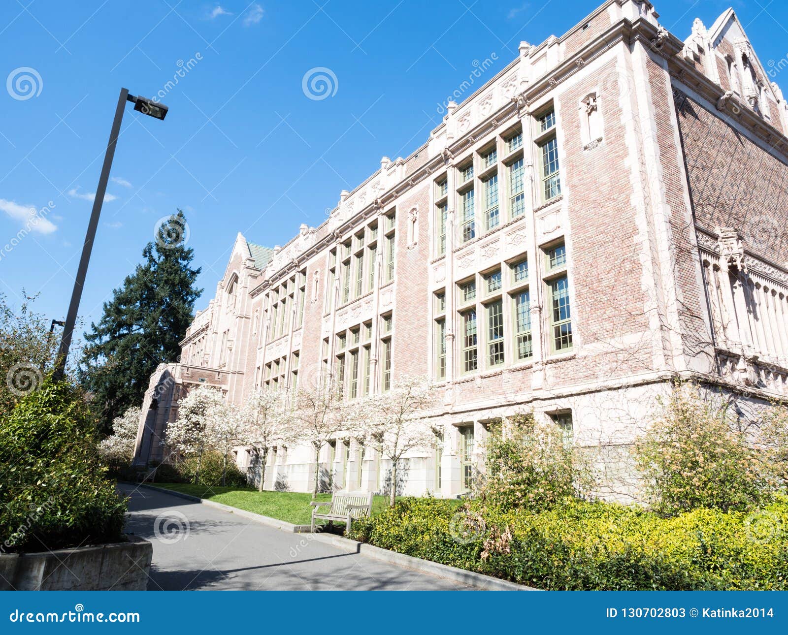 University of Washington in Seattle in Springtime Editorial Stock Photo ...