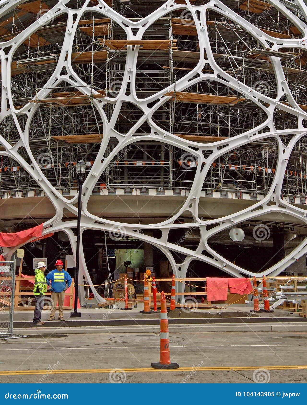 Amazon Seattle Headquarters - Spheres Under Construction Editorial ...