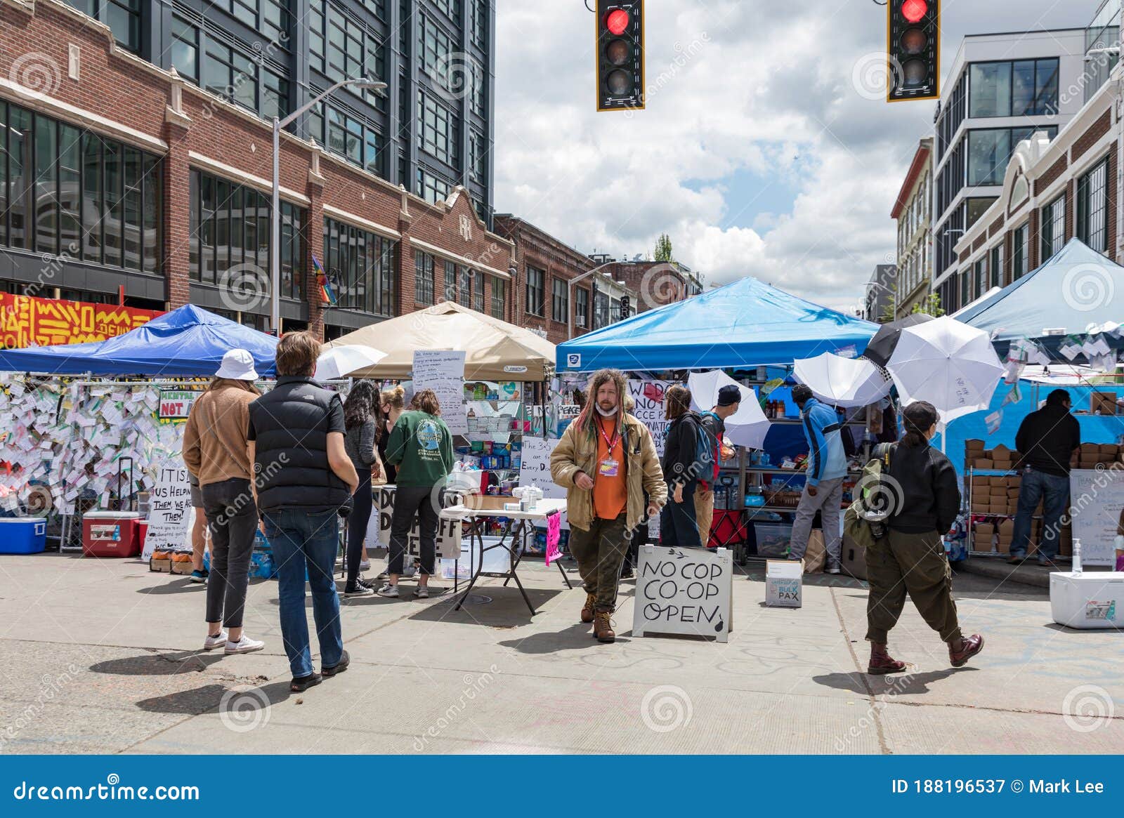 Seattle, WA, USA, 6/16/2020 Chaz/ Chop Zone Editorial Photography ...