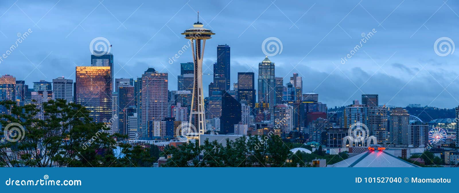 Sunset Seattle Skylines Editorial Image | CartoonDealer.com #165765922