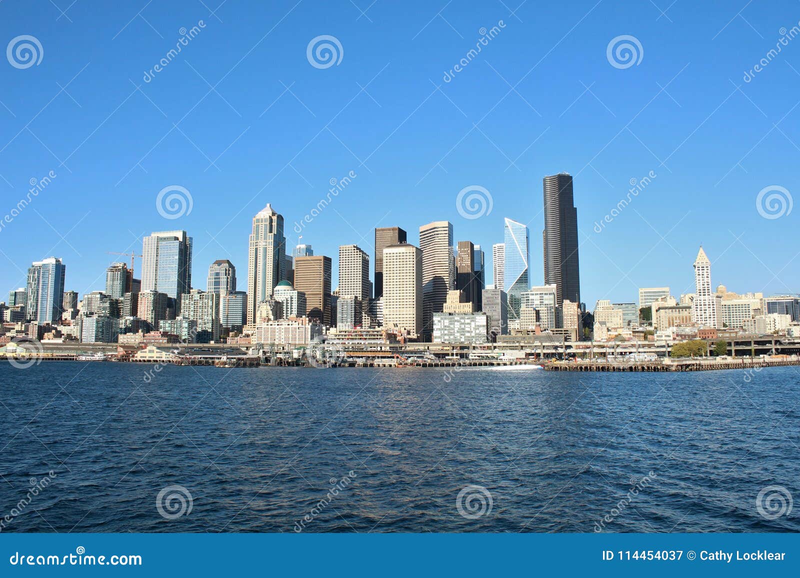 Seattle, Washington Waterfront and City Skyline Stock Image - Image of ...