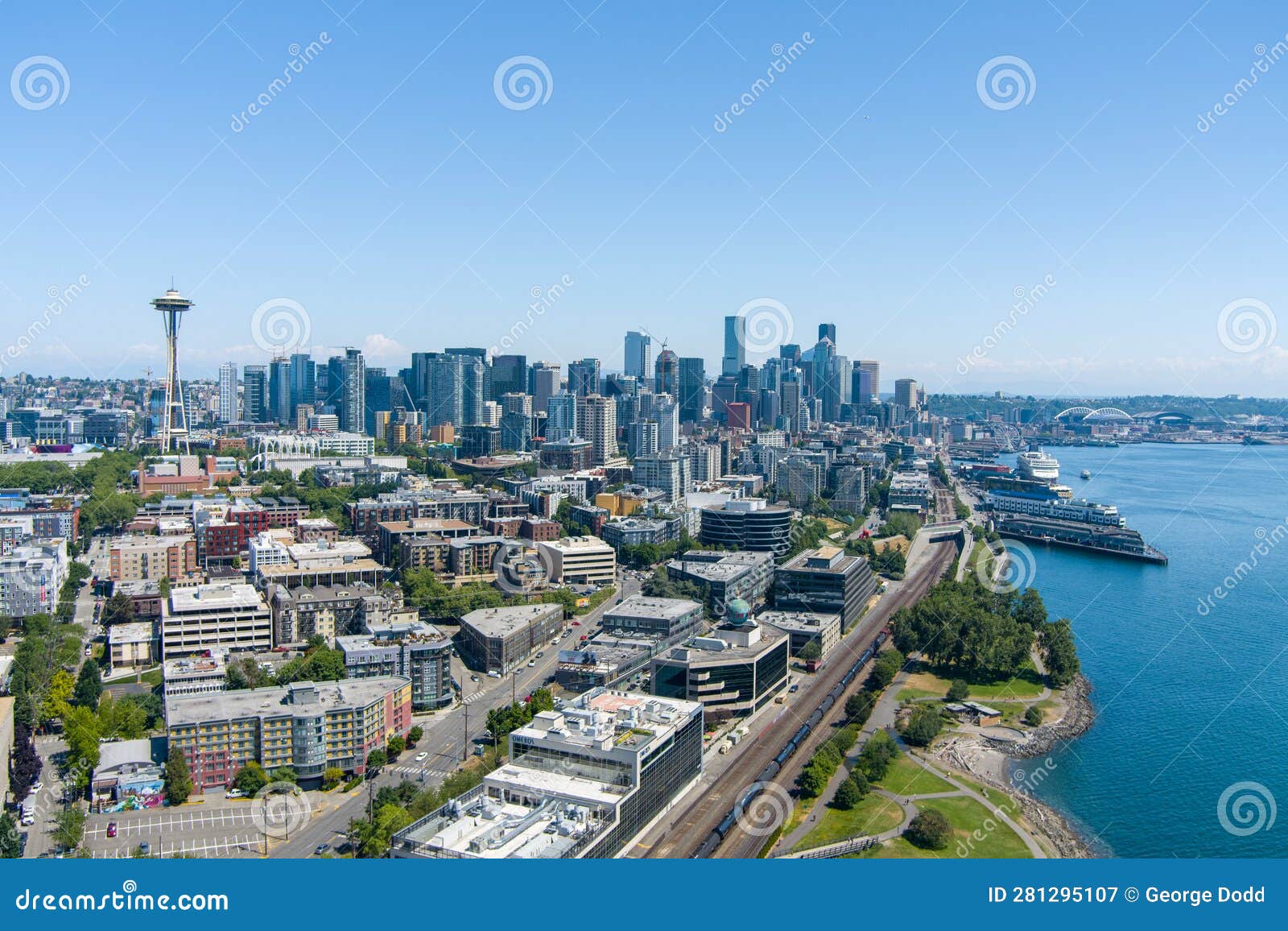 The Seattle, Washington Waterfront in June of 2023 Editorial ...