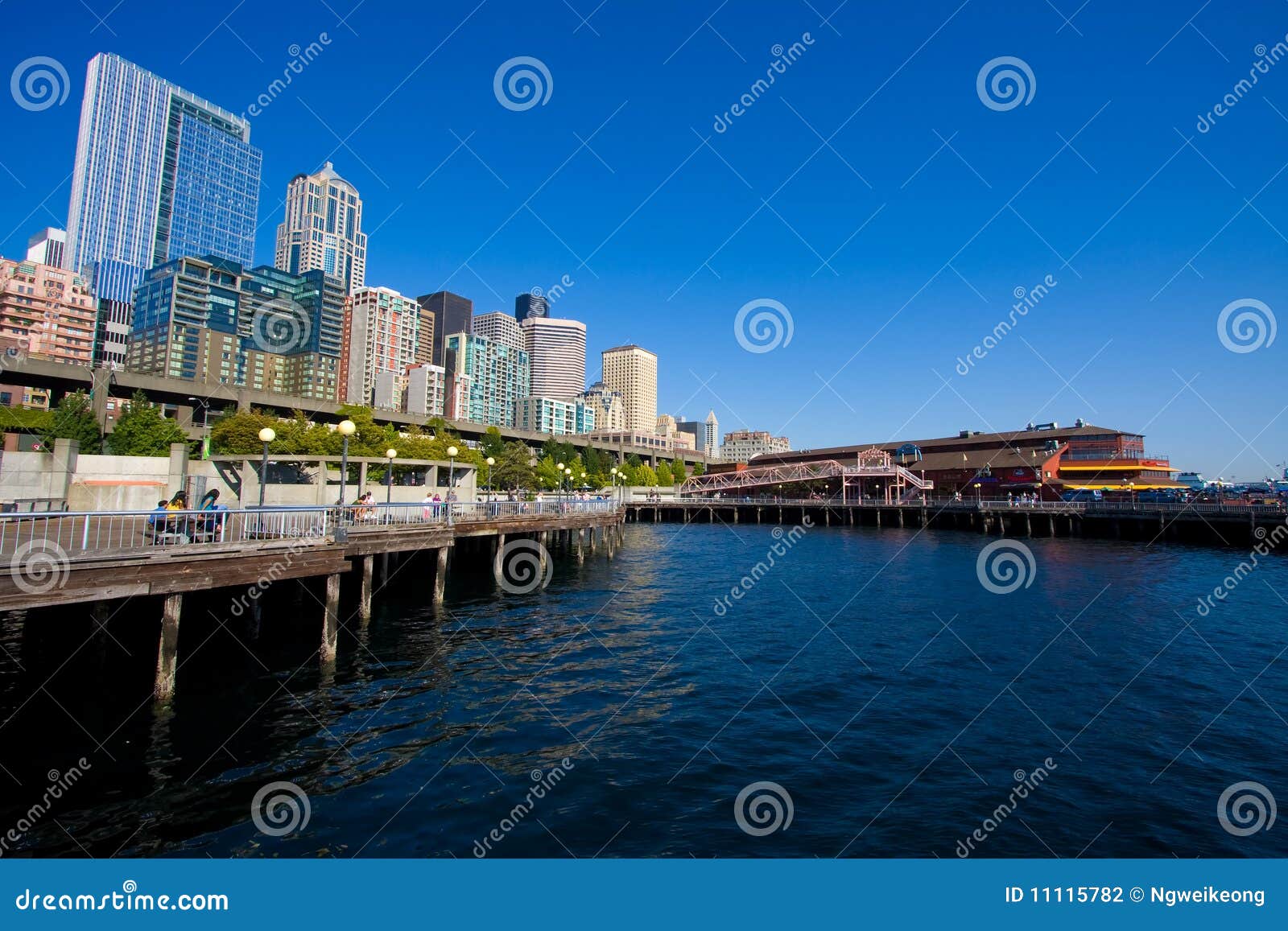 Seattle Waterfront City Skyline Stock Photo - Image of landmark ...