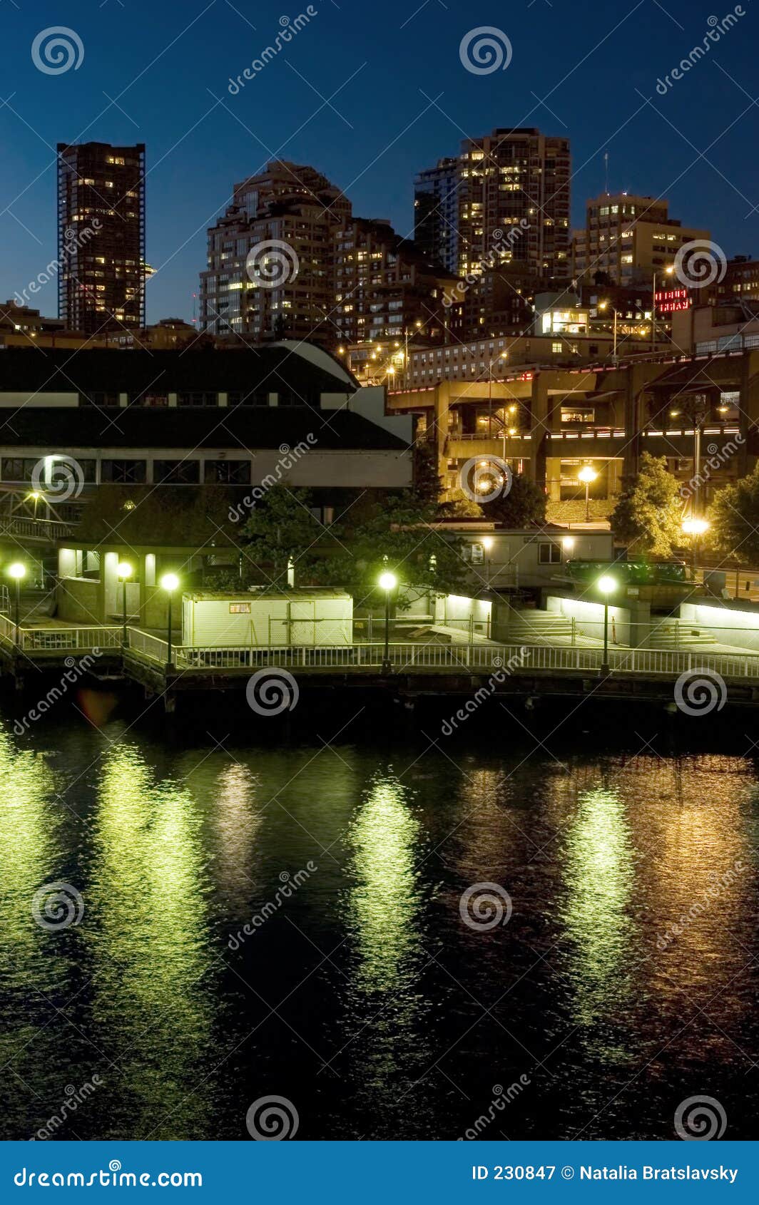 Seattle Waterfront at Night Stock Image - Image of condo, broadwalk: 230847