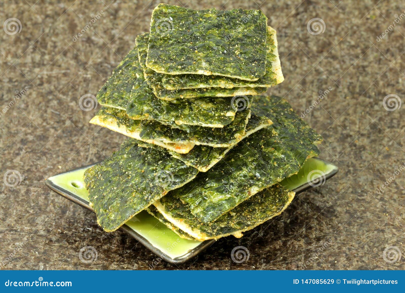 Seaweed Rice Crisps with Algae Stock Image - Image of fragrant, chips ...