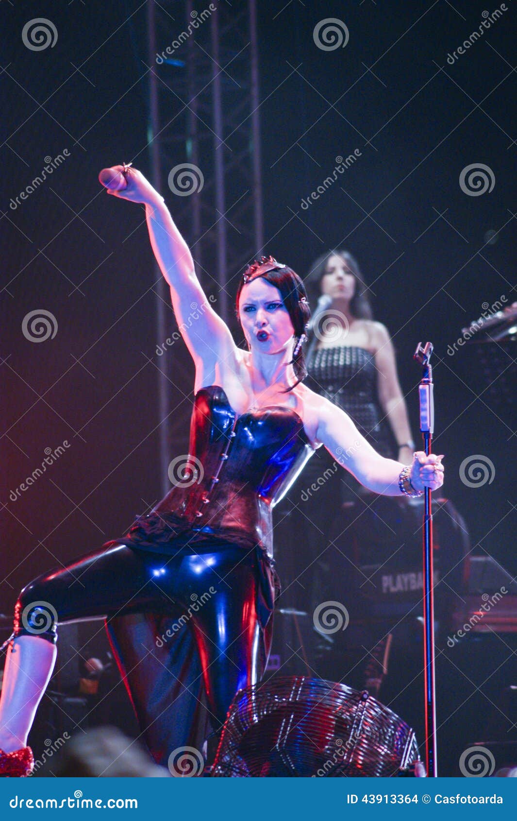 Sebnem Ferah imagen de archivo editorial. Imagen de moderno - 43913364