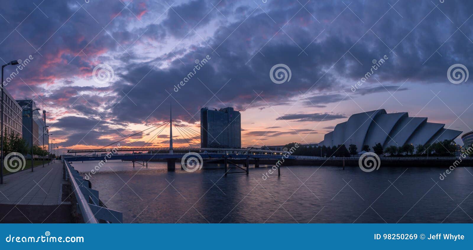 This Armadillo Structure Is A Dubai Metro Station Stock Photography ...