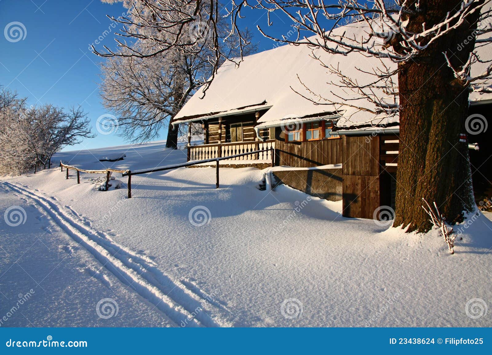 Secluded cottage stock photo. Image of christmas, snowbank - 23438624