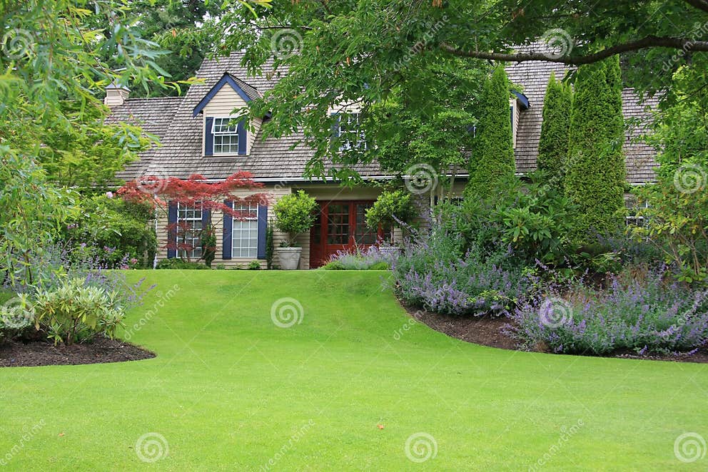 Secluded home stock image. Image of garden, yard, executive - 9798397
