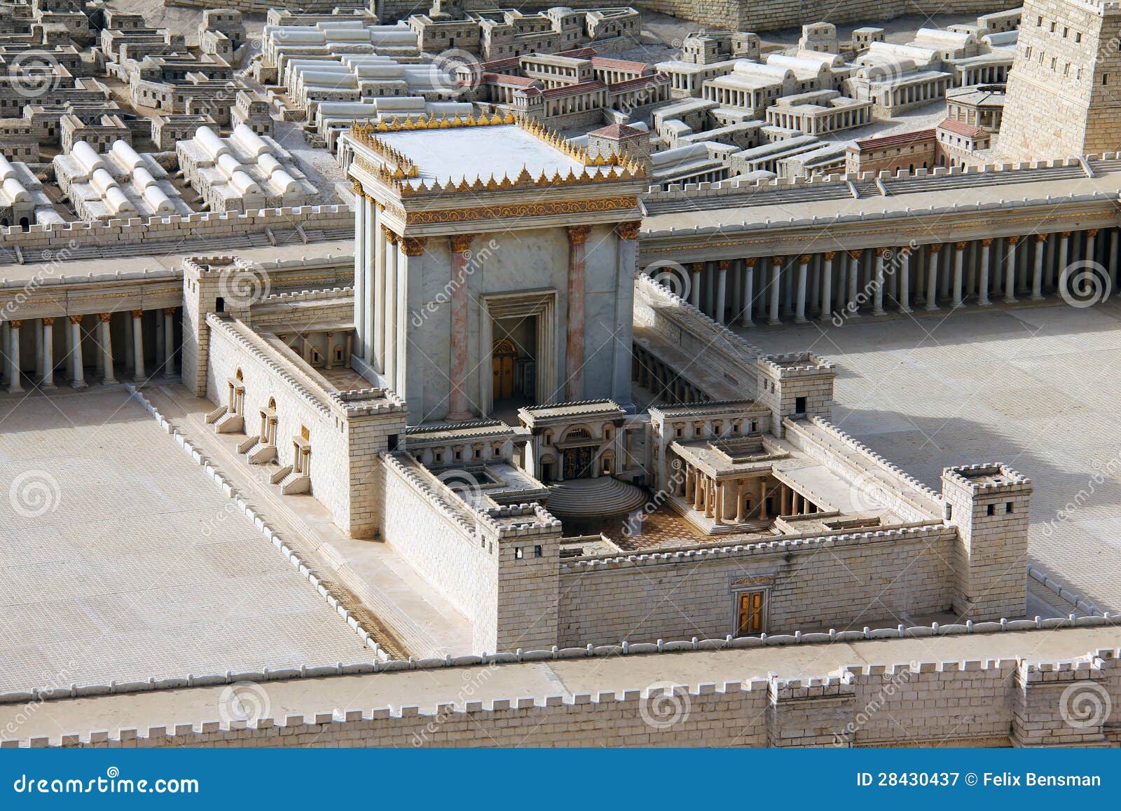 Tiny Model Of Temple Mount Returns To Jerusalem