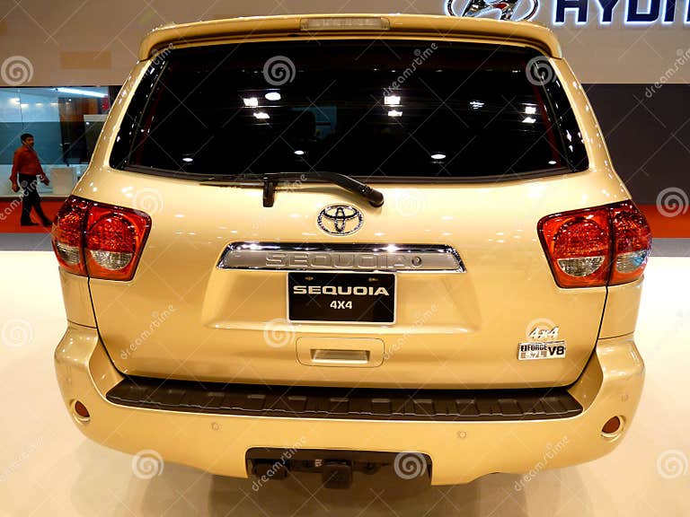 Secoya de Toyota foto editorial. Imagen de concepto, lujo - 17412201