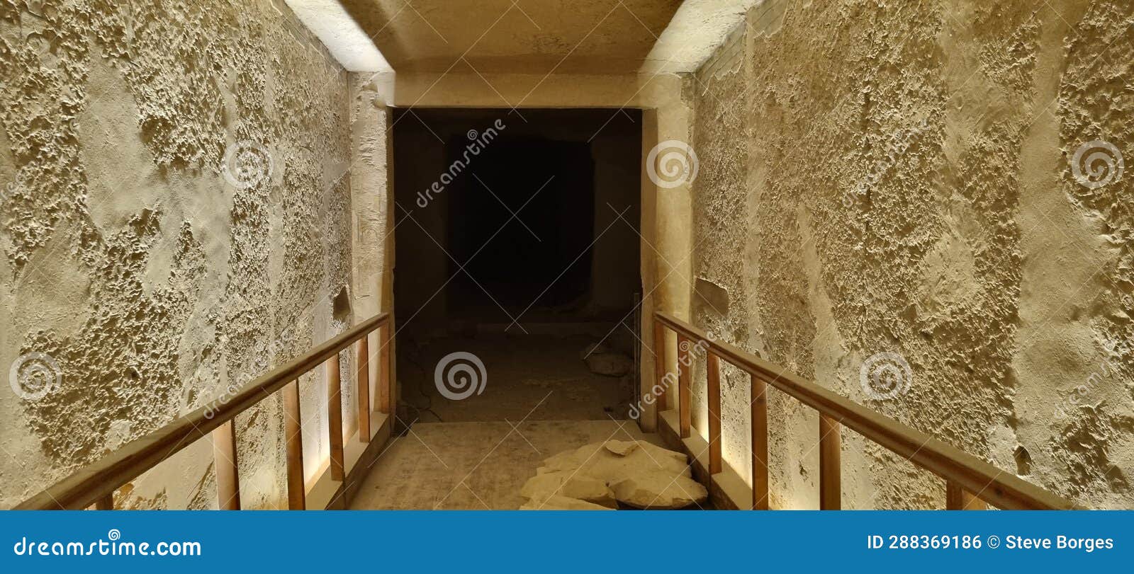 Secret Romm in Tombs of Pharao Stock Photo - Image of romm, brick ...