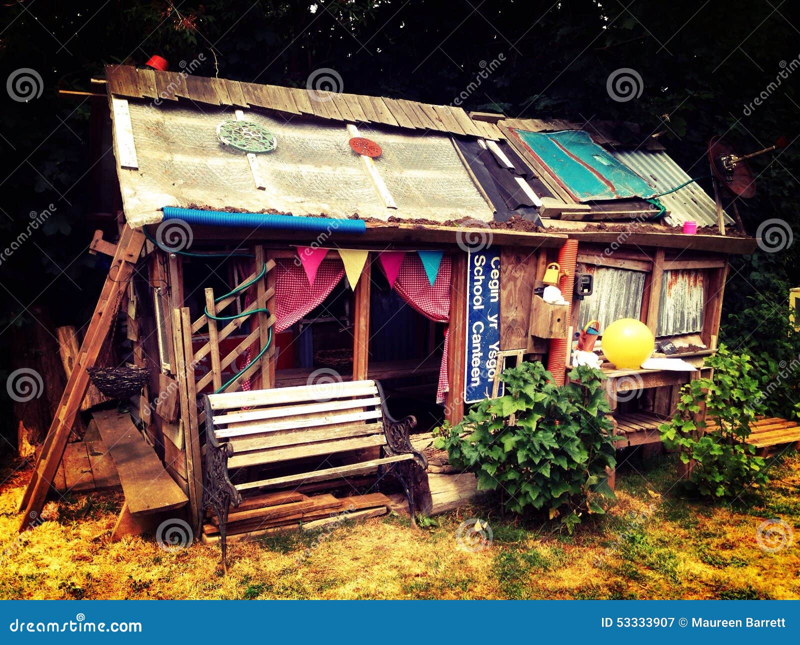 Secret Shed editorial photography. Image of hide, away - 53333907