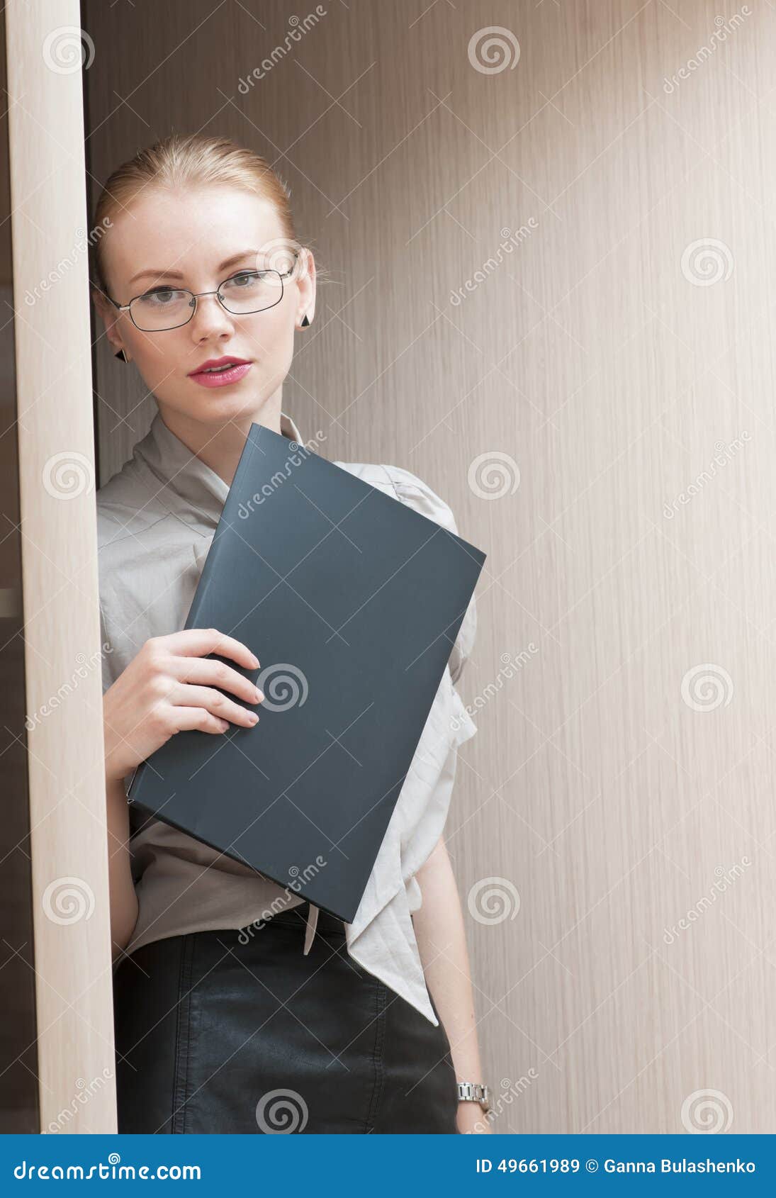 Secretary with Ready Report. Stock Image - Image of break, office: 49661989