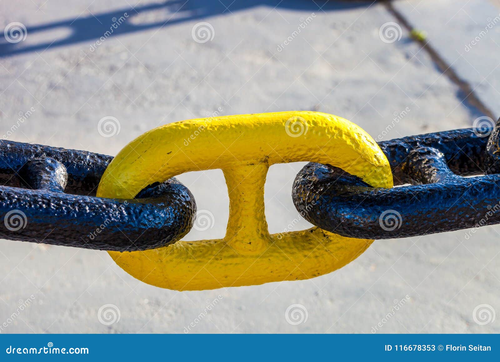 Section of Nautical Chain with Yellow Chain Link Stock Image - Image of ...