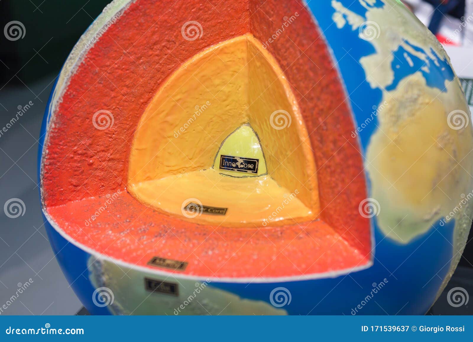 Section of the Terrestrial Globe: Magma, Inner and Outer Core Editorial ...