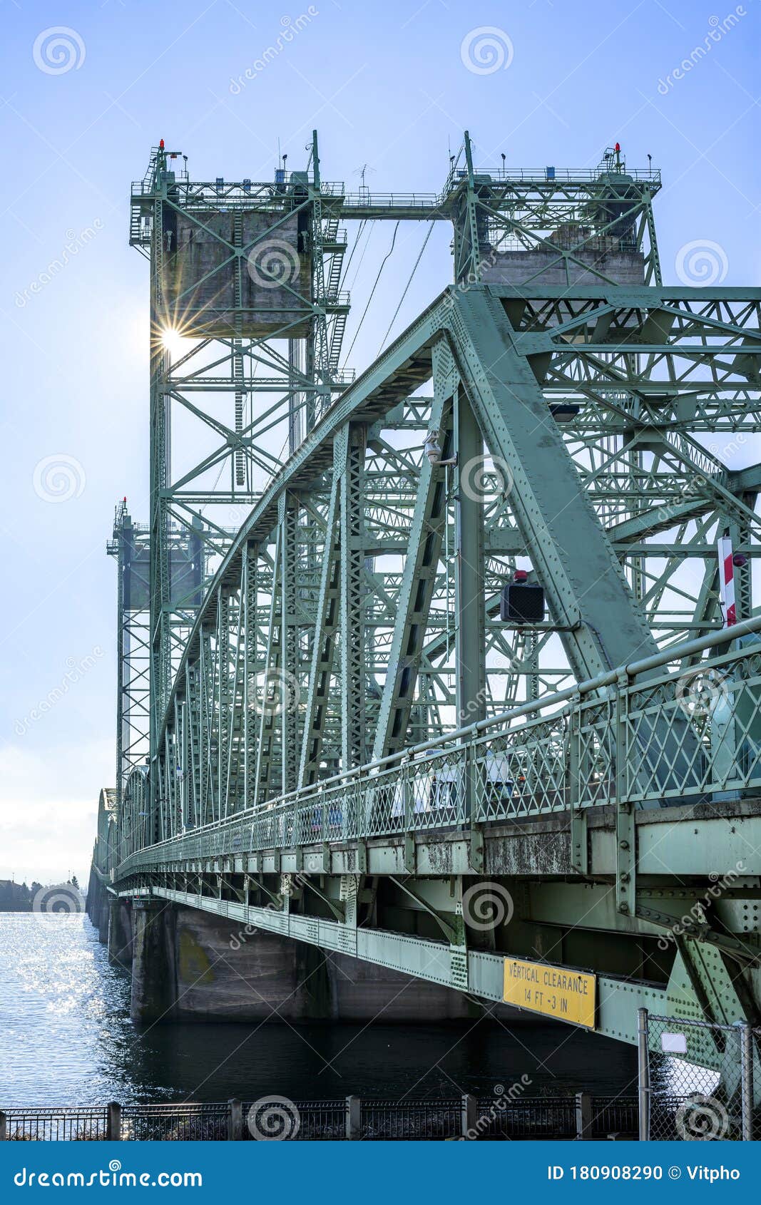 Sectional Drawbridge Columbia River Interstate Bridge with Towers and ...