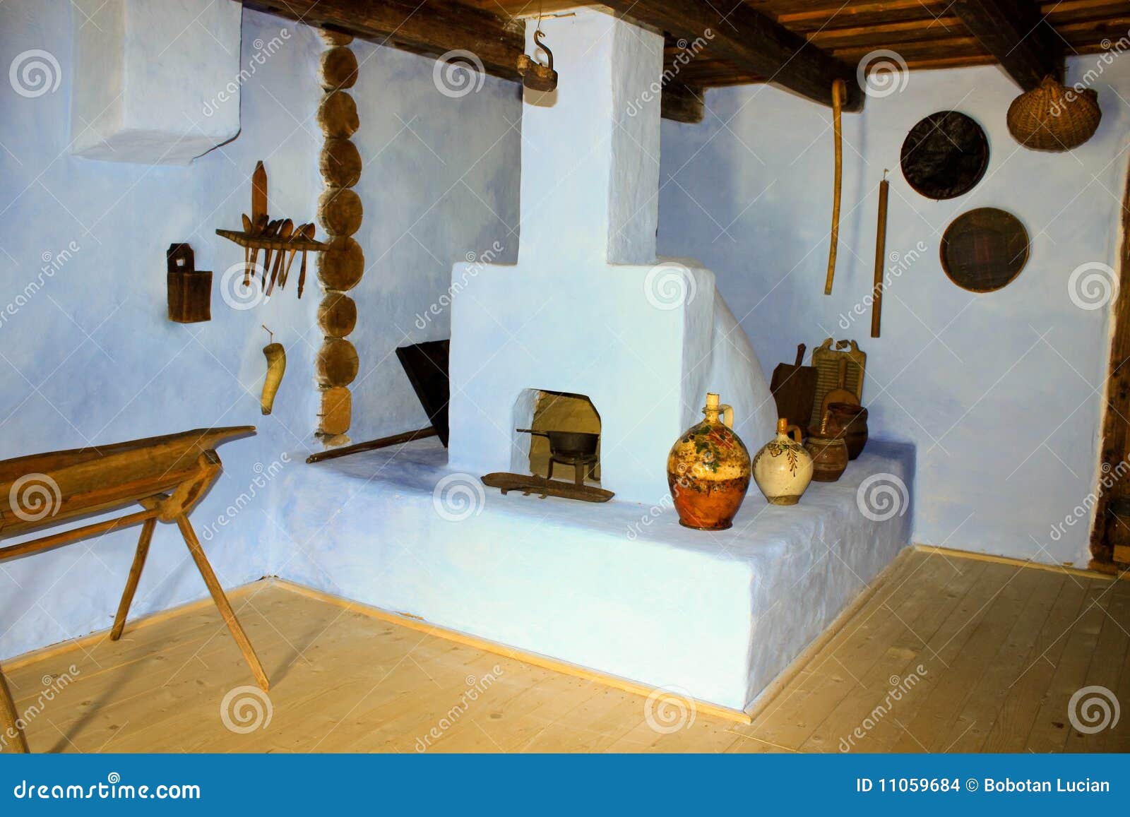 Secular kitchen stock photo. Image of front, conserved - 11059684