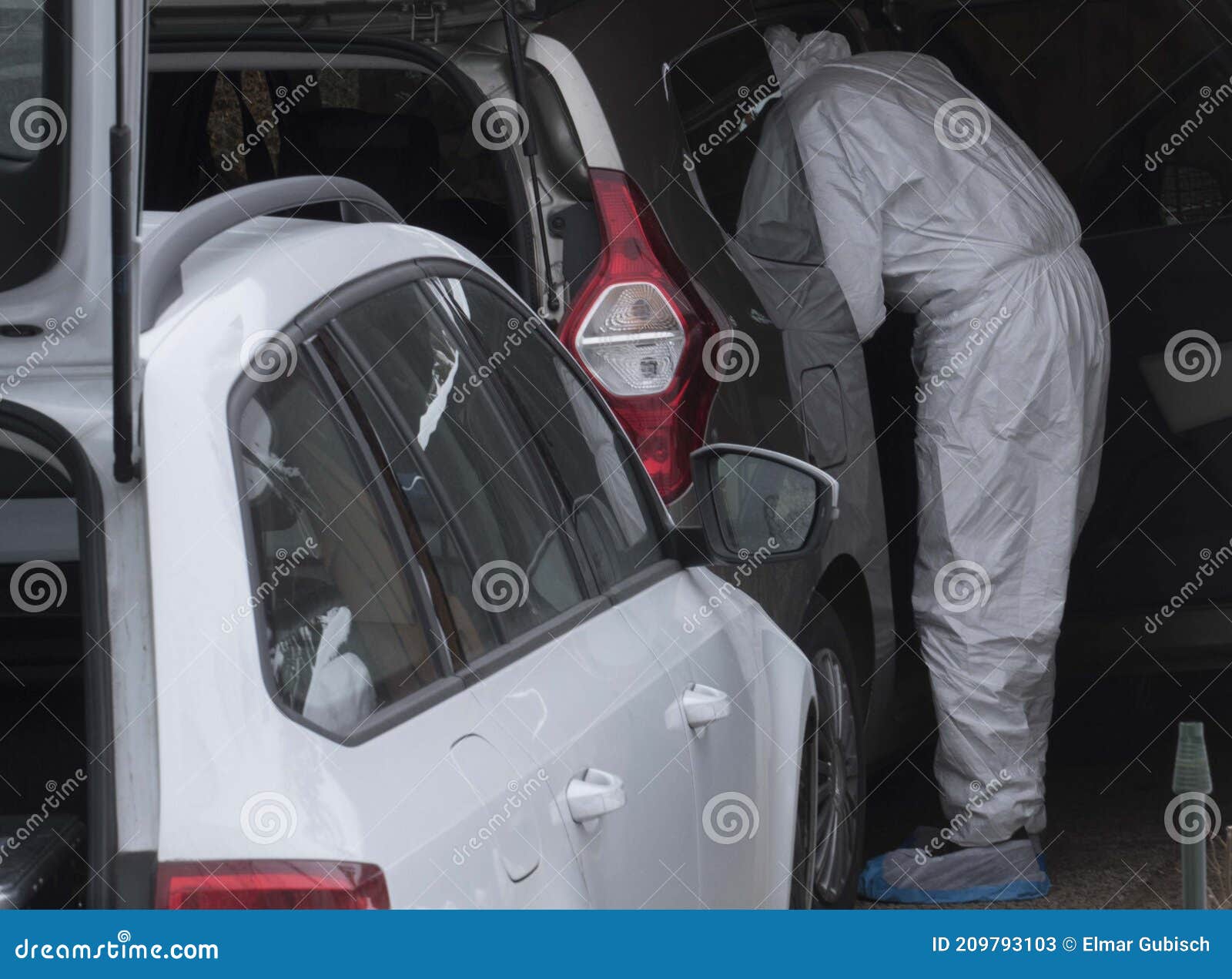 Securing Evidence in Case of a Murder Stock Image - Image of executive ...