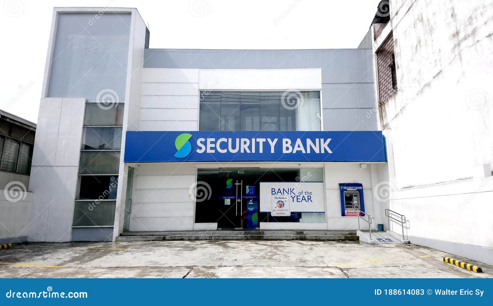 Security Bank Facade in Quezon City, Philippines Editorial Stock Photo ...