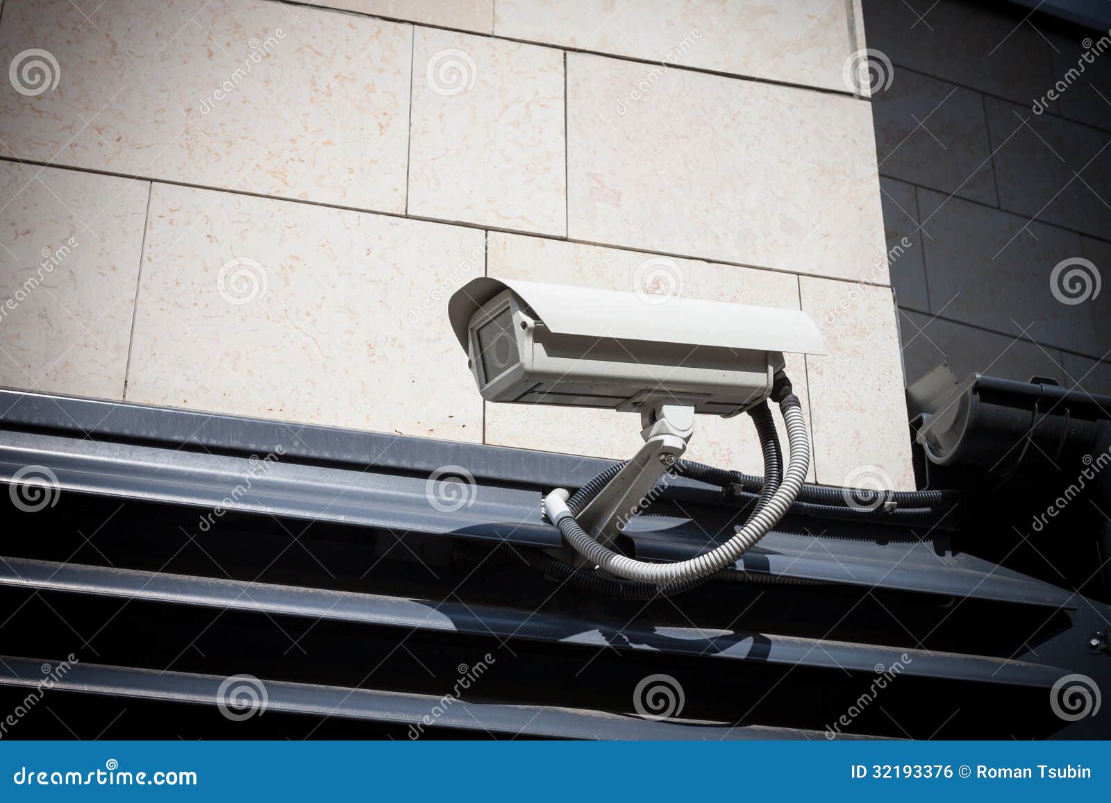 Security Camera on the Wall Stock Photo - Image of safe, closeup: 32193376