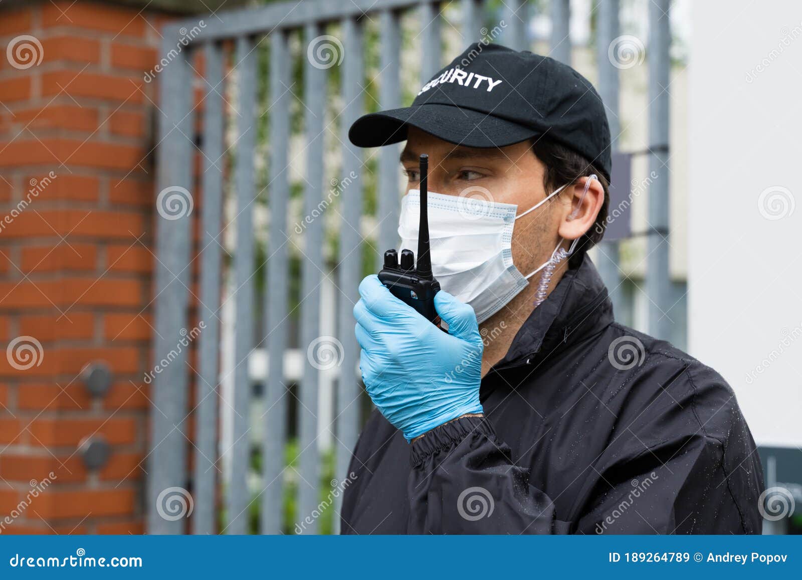 Security Guard in Face Mask Stock Image - Image of coronavirus ...