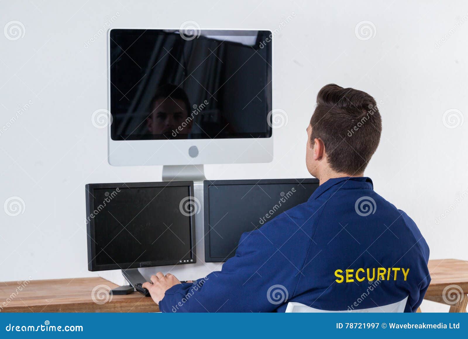 Security Officer Using Computer Stock Image - Image of surveillance ...