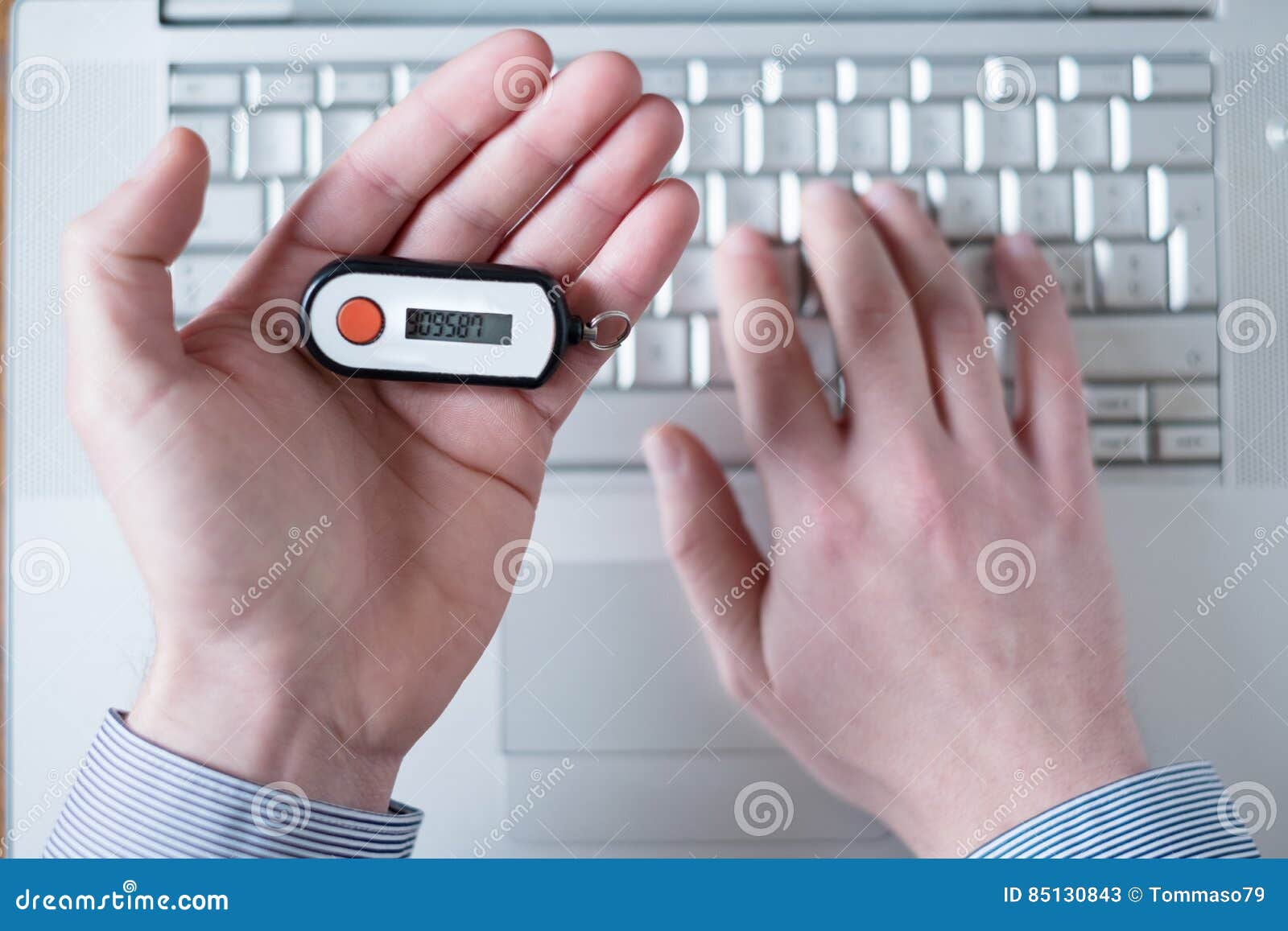 Security Rsa Banking Token and Computer Stock Image - Image of identity ... Security Rsa Banking Token and Computer Stock Image - Image of identity ...