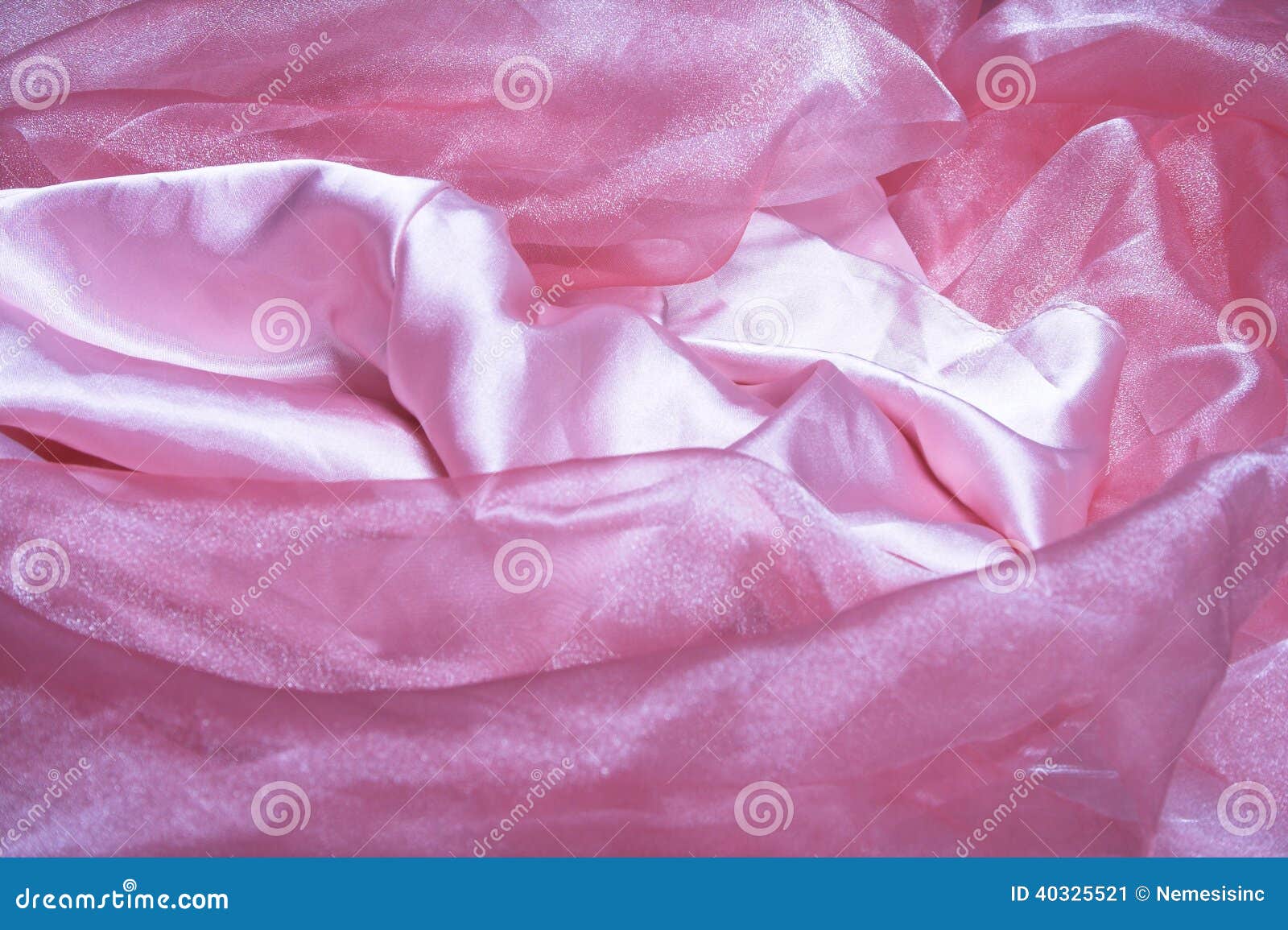 Seda cor-de-rosa. imagem de stock. Imagem de suavidade - 40325521