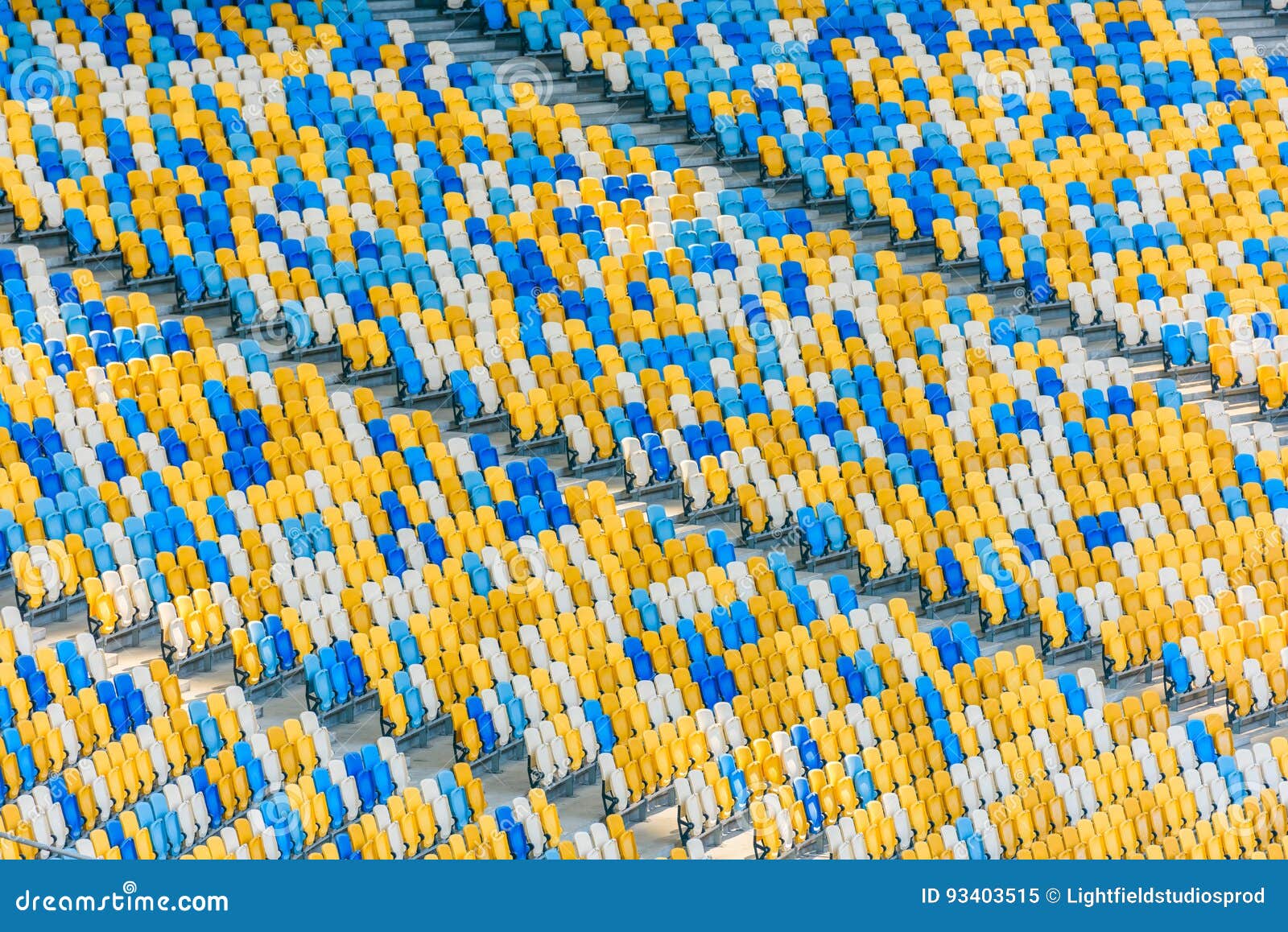 Sedili Dello Stadio E Scale Gialli E Blu Dello Stadio Immagine Stock ...