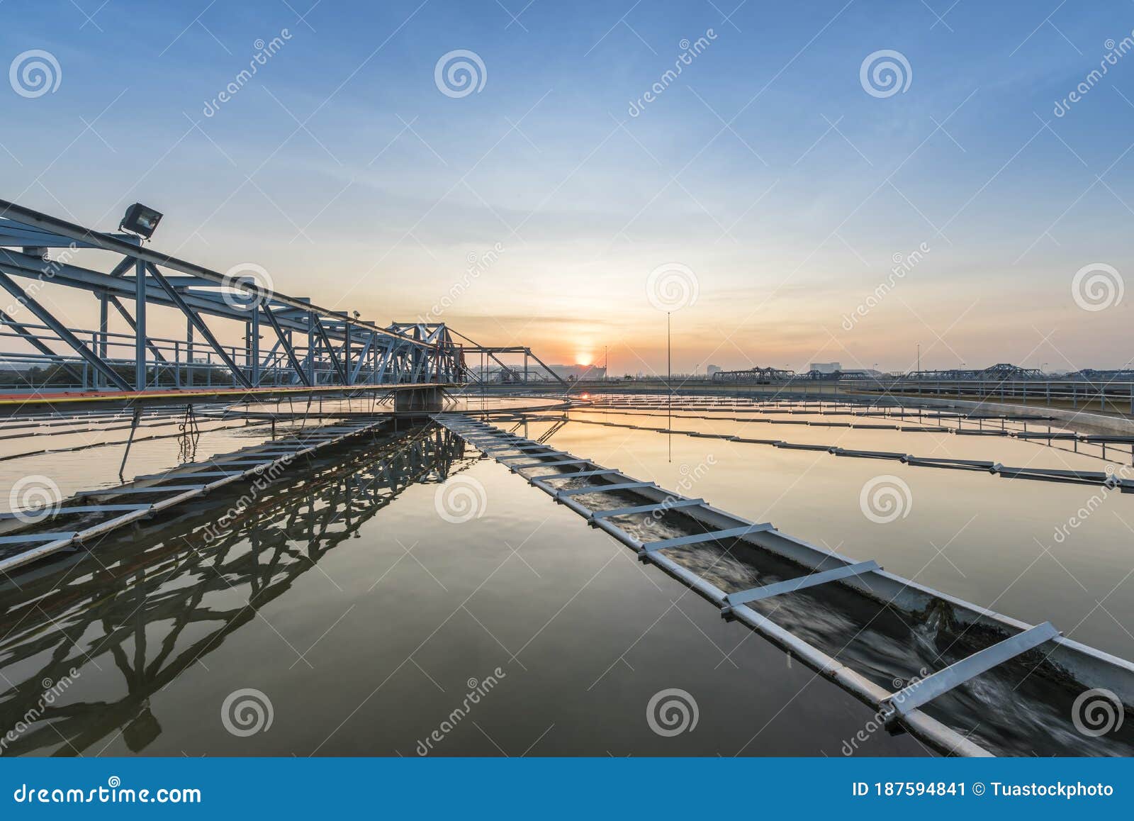 Sedimentation Basin, Sewage Stock Image - Image of purity, effluent ...