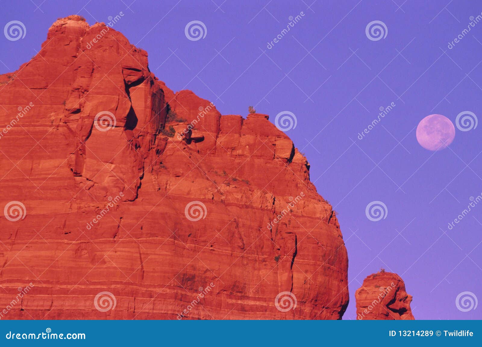 Sedona Red Rock Formation and Full Moon Stock Image - Image of arizona ...