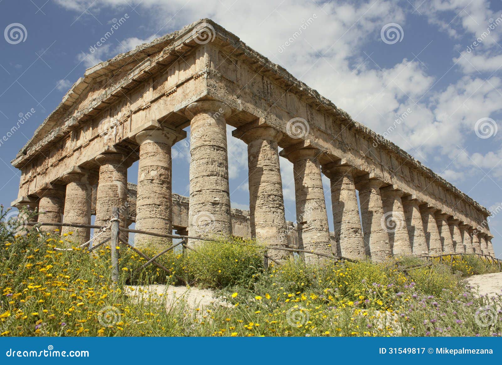 Segesta - the Doric temple stock image. Image of sicily - 31549817