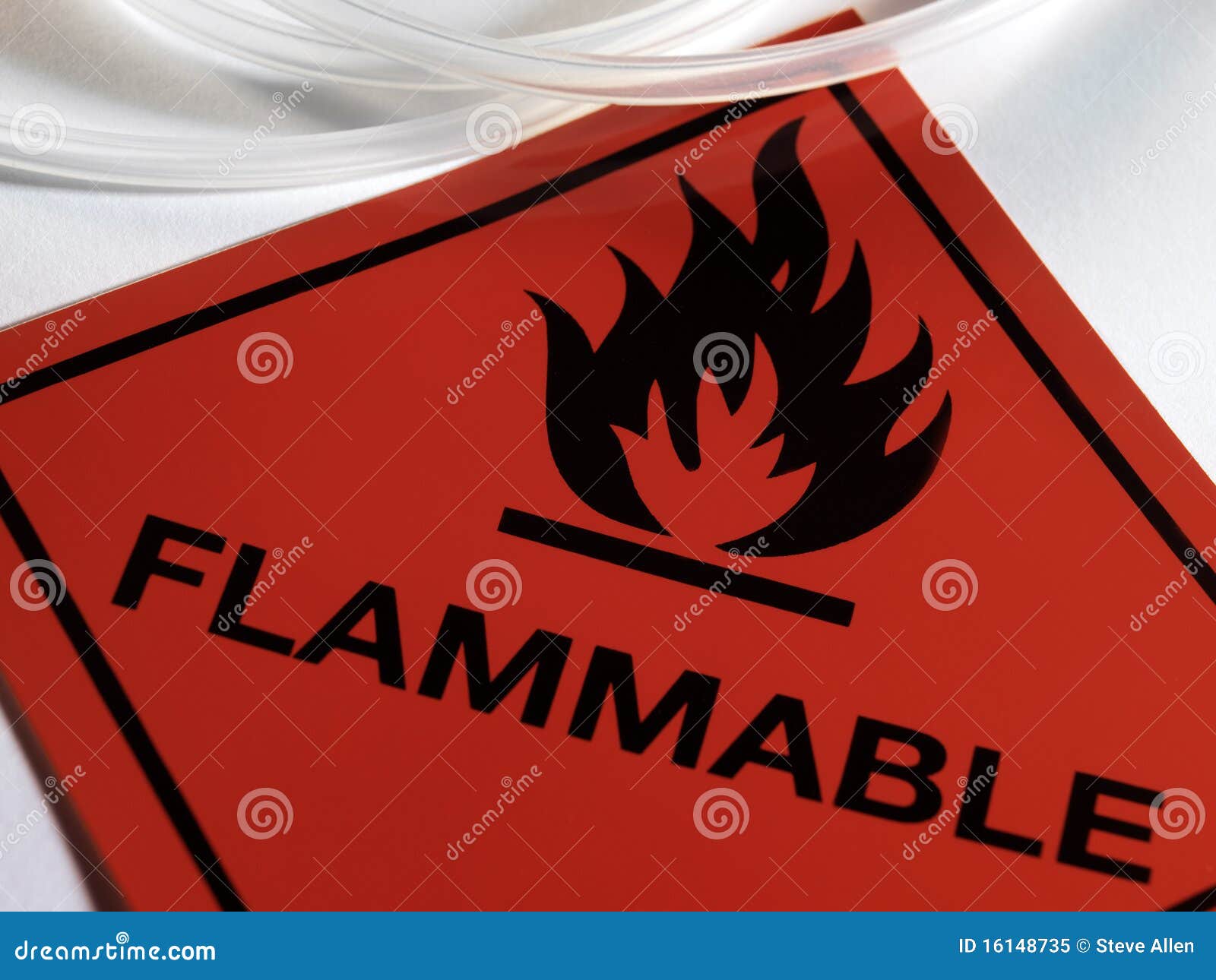 Segnale Di Pericolo Infiammabile Immagine Stock - Immagine di rischio ...