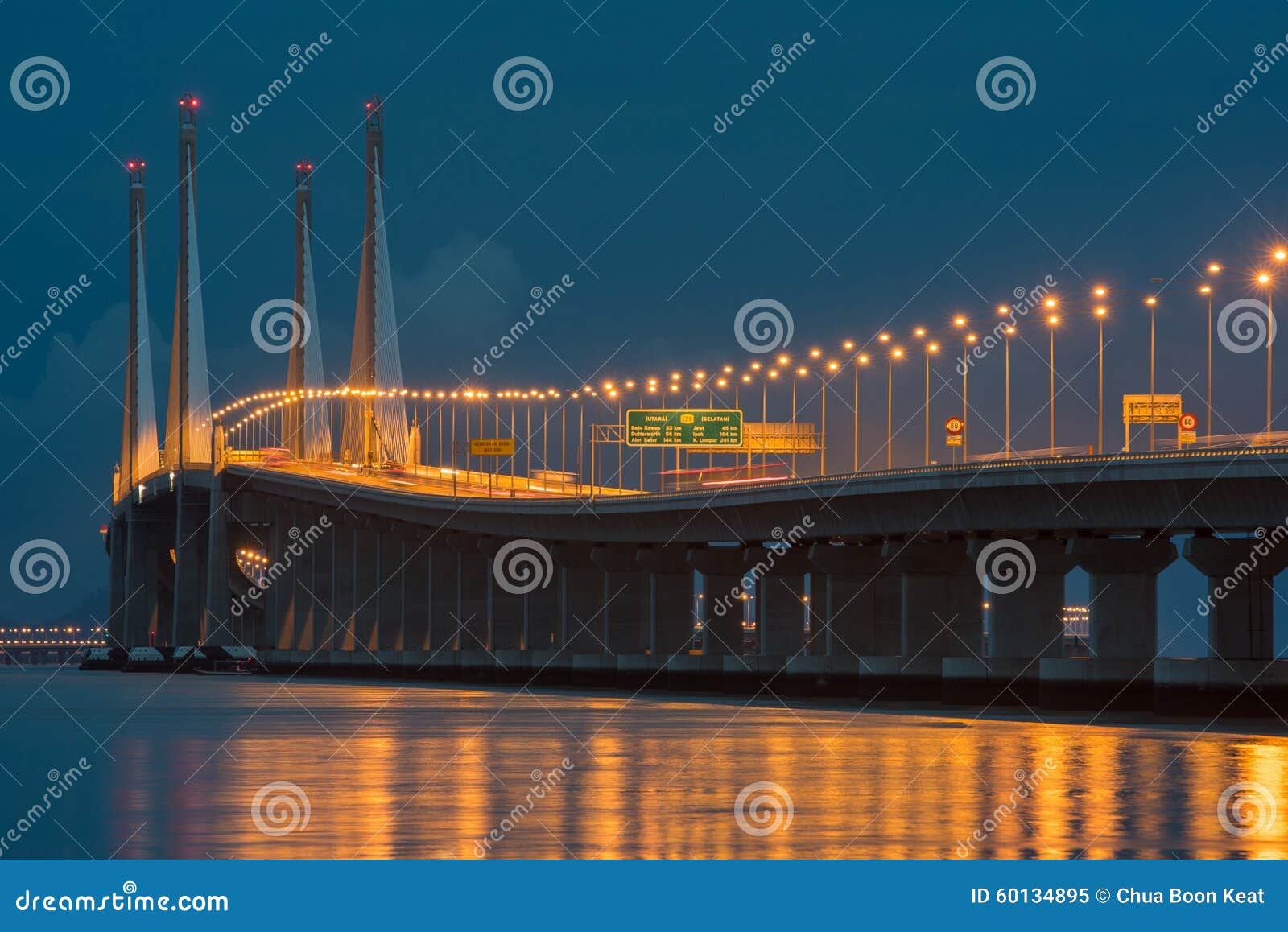 Segundos puentes de Penang imagen de archivo. Imagen de malasia - 60134895