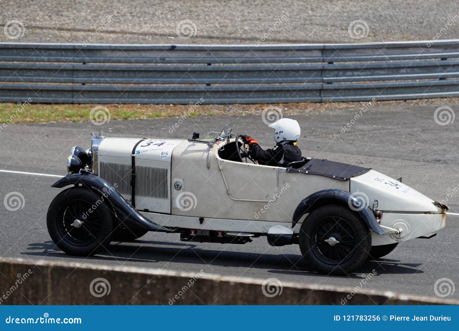 Sehr Alter Rennwagen Auf Bahn Redaktionelles Foto - Bild von frankreich ...