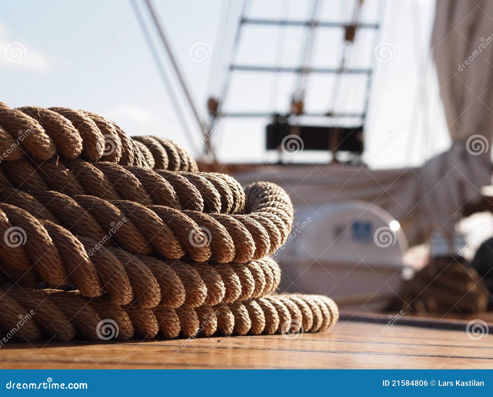 Seil stockfoto. Bild von seil, stapel, mast, reise, lieferung - 21584806