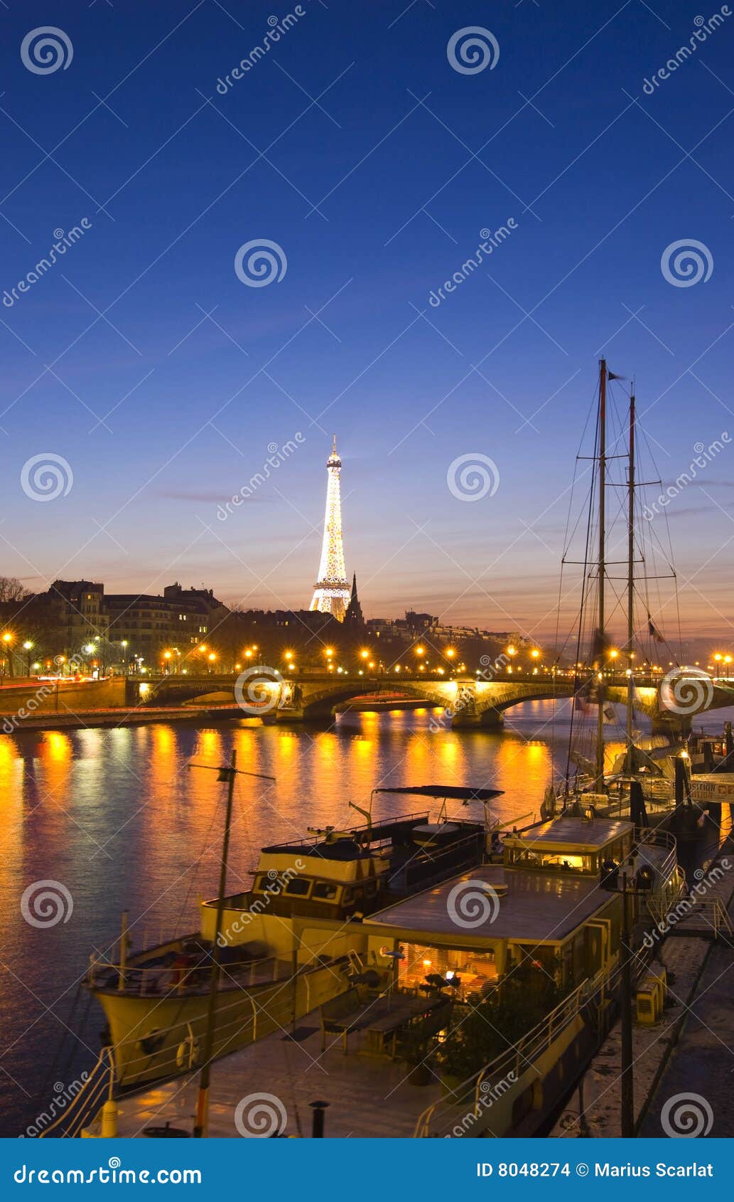 Seine River and Eiffel Tower Editorial Stock Image - Image of night ...