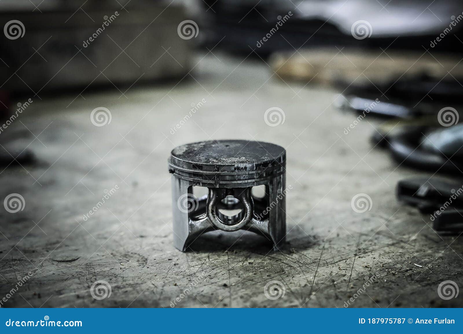 Seized Piston in a Workshop Stock Image - Image of piston, white: 187975787