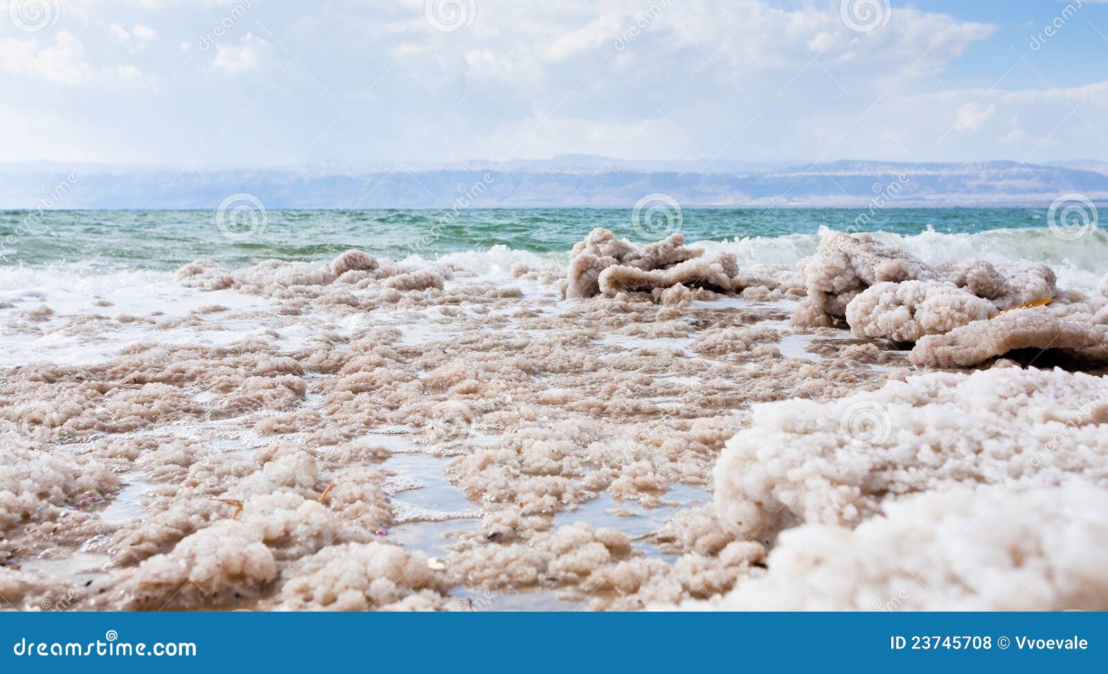 Sel Cristallin Sur La Plage De La Mer Morte Photo stock - Image du ...