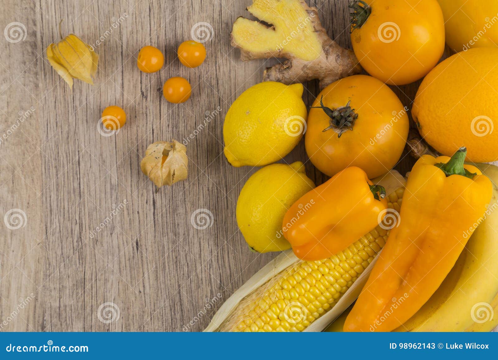 Selectie Van Geel En Oranje Fruit Stock Afbeelding - Image of organisch ...